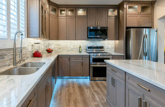 5 Ways To Design Your Kitchen With Taupe Color
